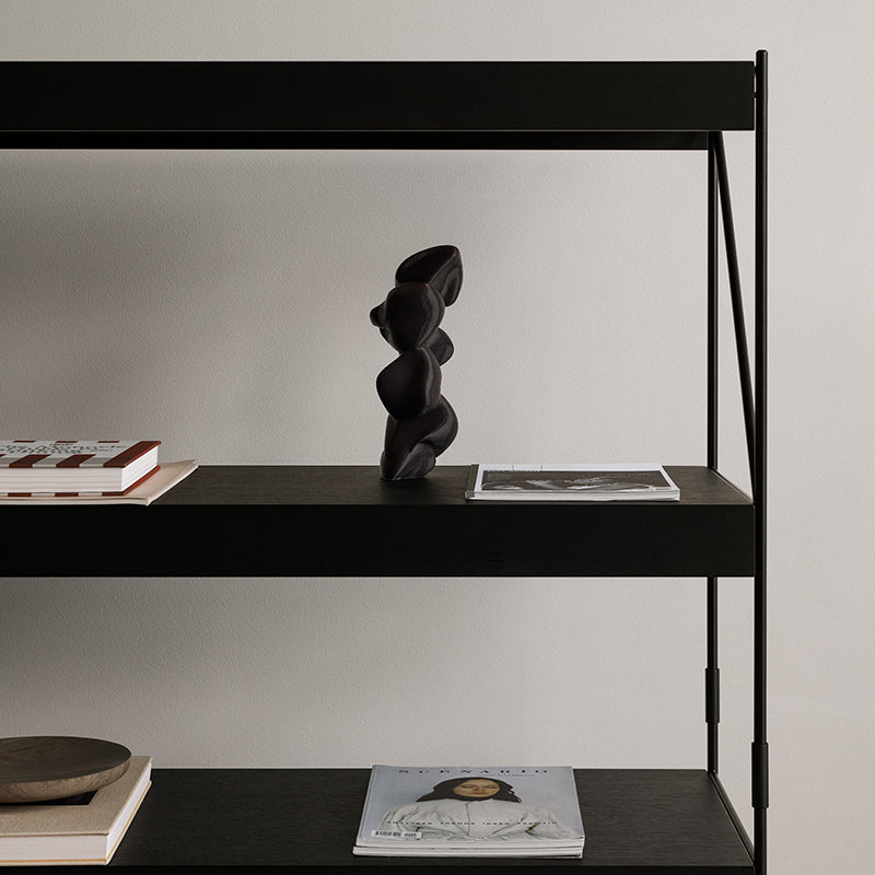 Modern Office Display Shelving – D Capsule